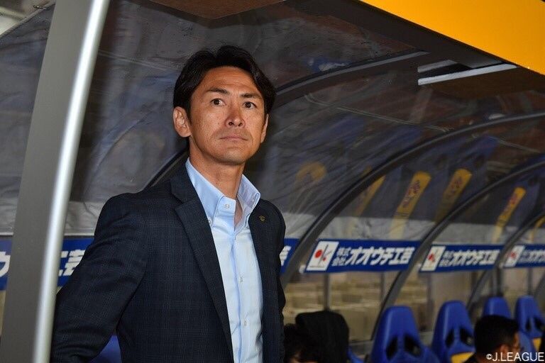 イケメン特集番外編!ダンディな監督をご紹介♡:Jリーグ.jp イケメン特集番外編!ダンディな監督をご紹介♡:Jリーグ.jp